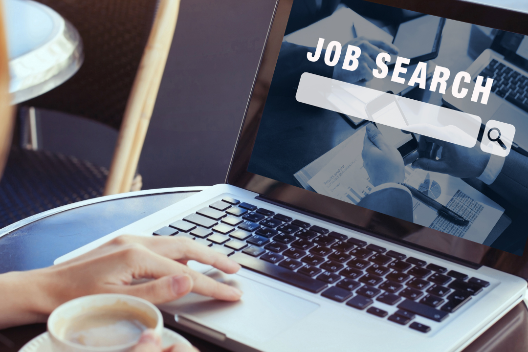 10 Tips to find a Job in India - Mintly