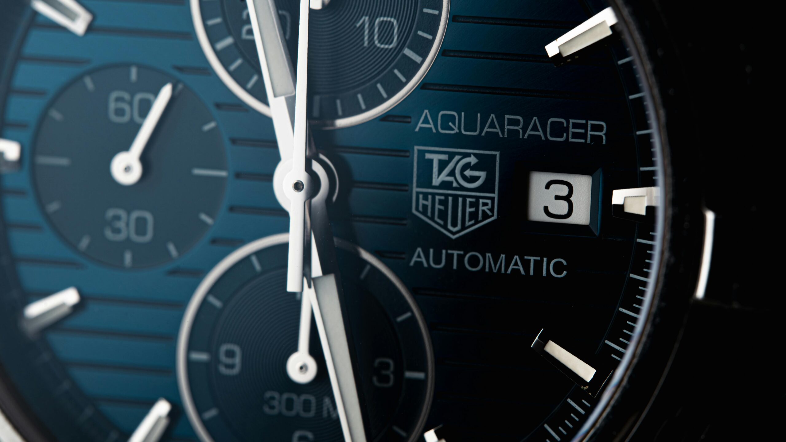 The Ultimate List of Luxury Watch Brands for Women - Mintly